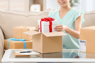 How Custom Boxes Compliment Your Products? - Unique Packaging Design