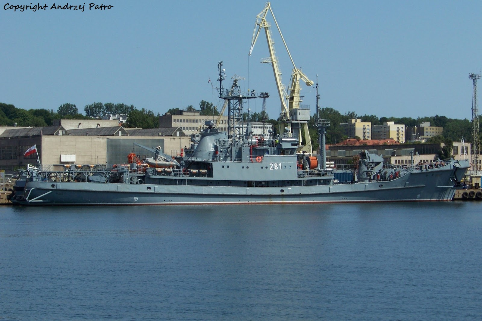 W obiektywie shipspottera czyli z migawką nad portową sadzawką: Z cyklu ...