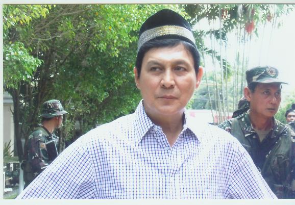 Tirso Cruz III still believes that Nora Aunor can make sa successful ...