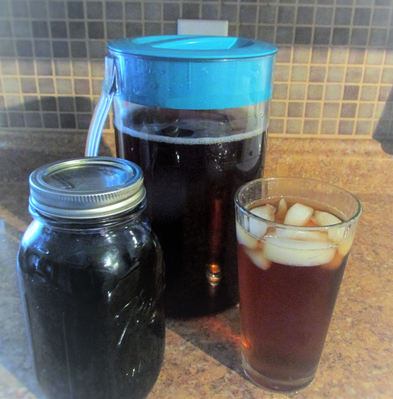 Vickie's Kitchen and Garden: Recipe for Iced Tea Syrup