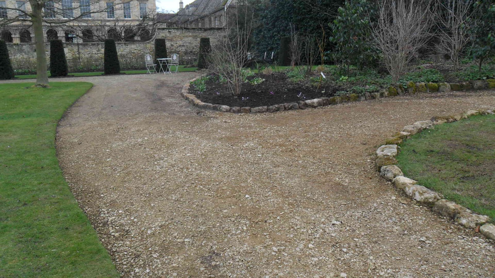 Worcester College Gardeners 2009-2018: An Amendment To The Stone Edging