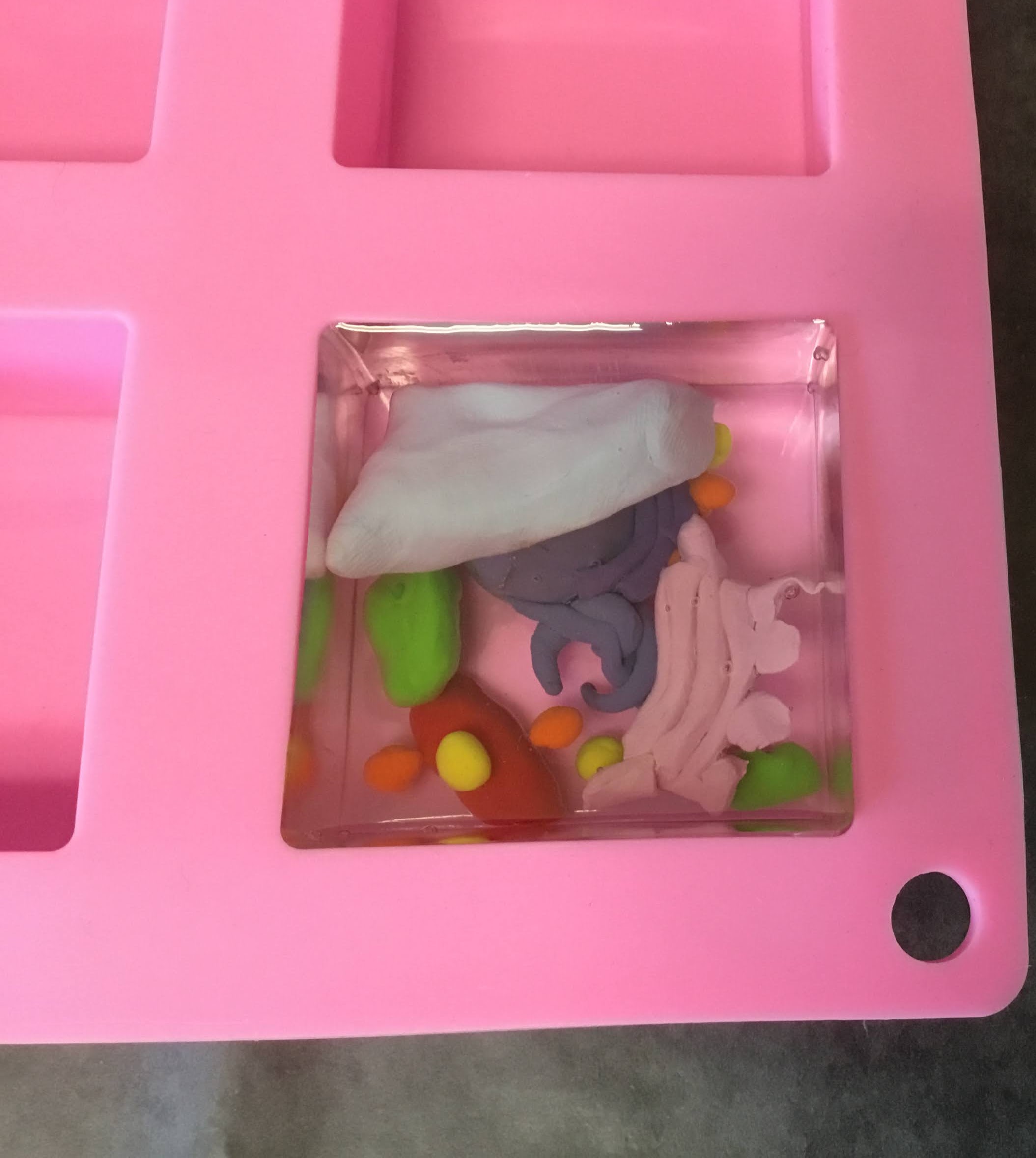 Biology by the Math Mom: Resin Cells: Adding the “A” in STEAM