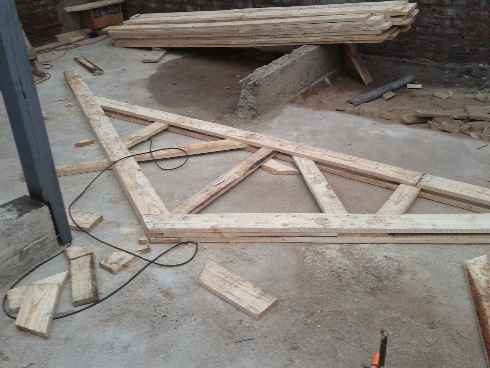 Ricardo González: trabajos de techumbre