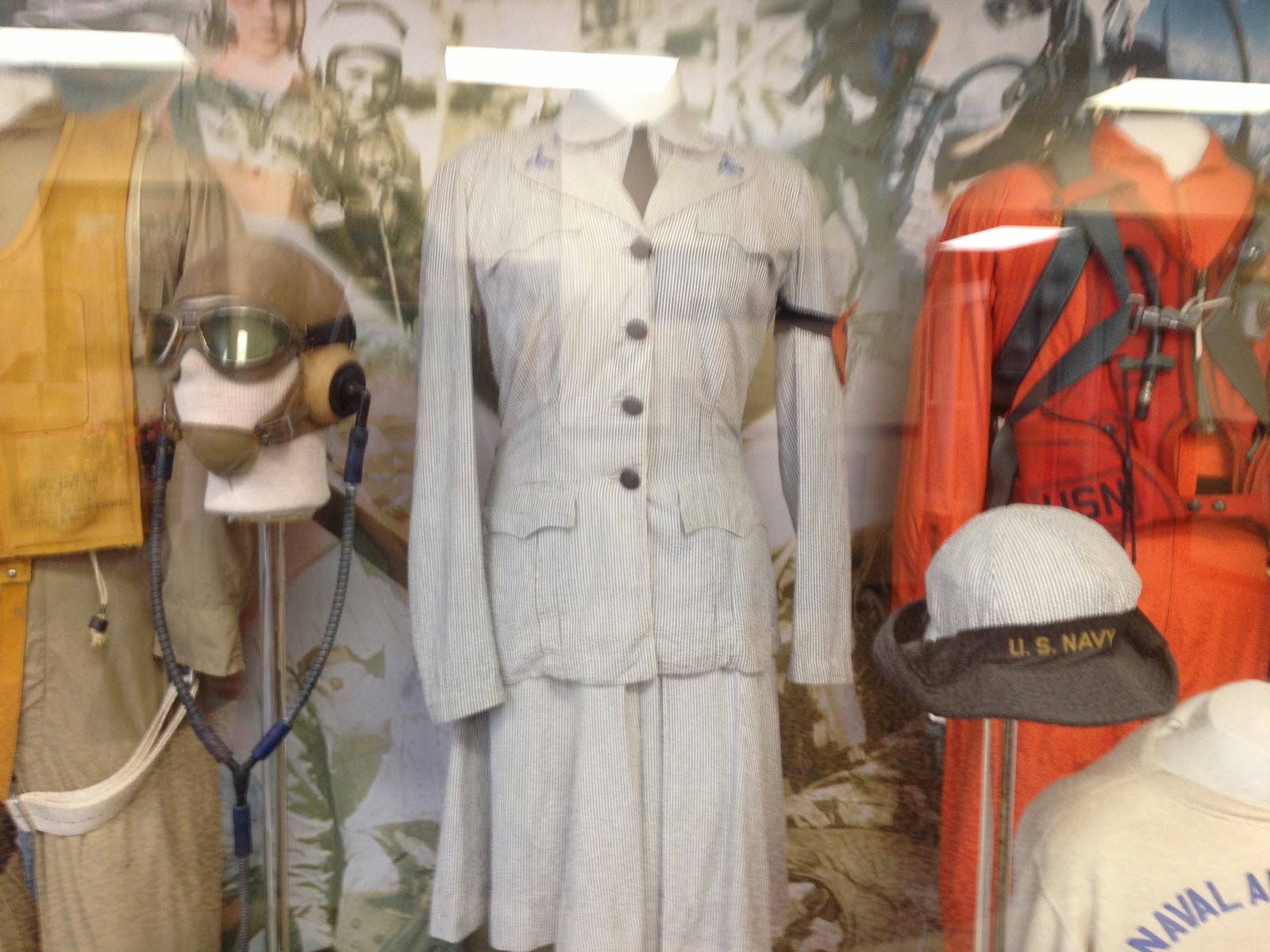 Pammie and the P's: Vintage U.S. Navy Uniforms Part I