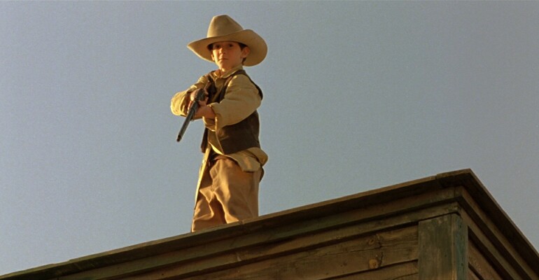 Film Fan: 800 Bullets (5 Stars)