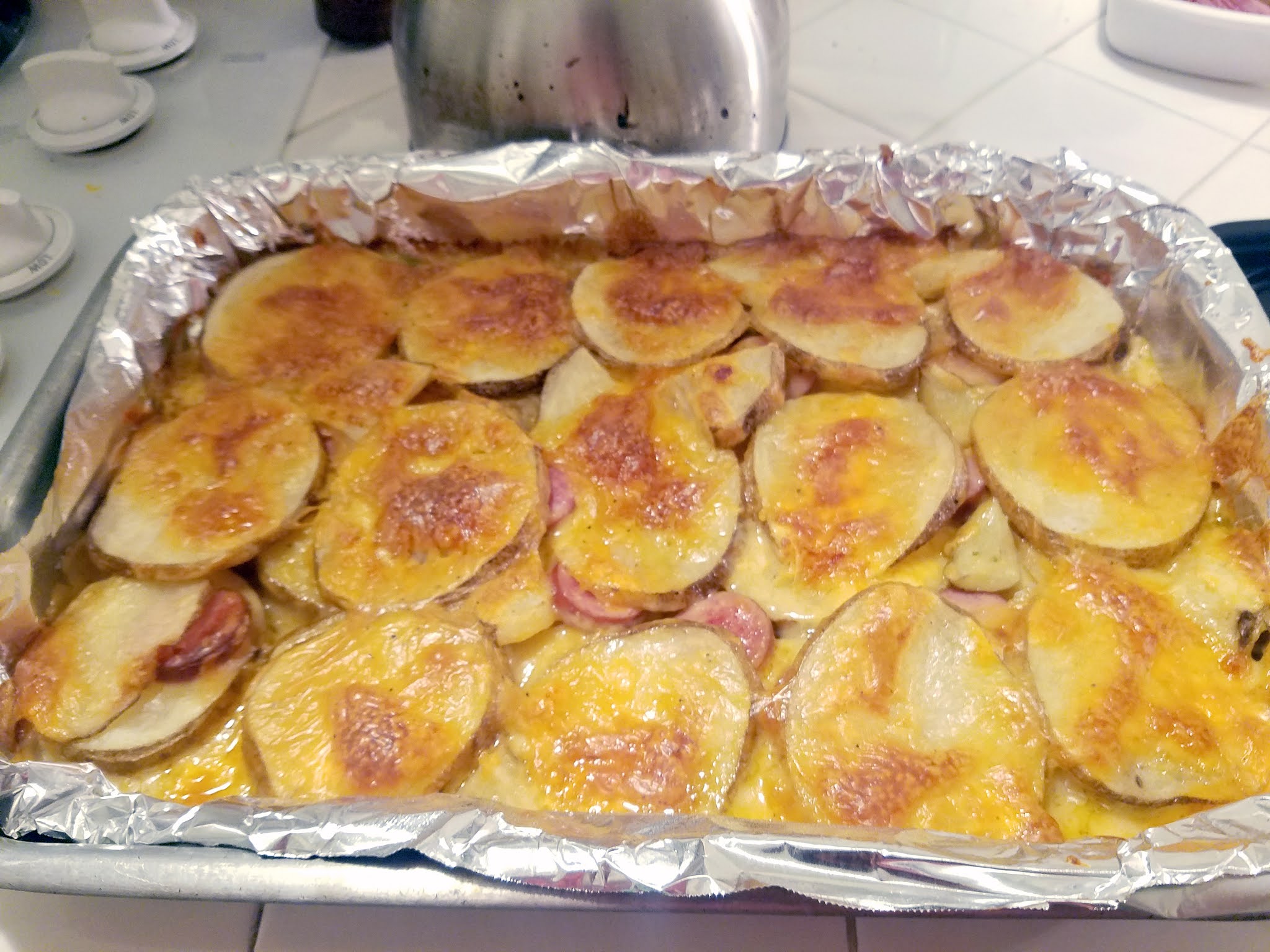 A Book Of Cookrye: Hump-Day Quickie: Cheesy Spuds