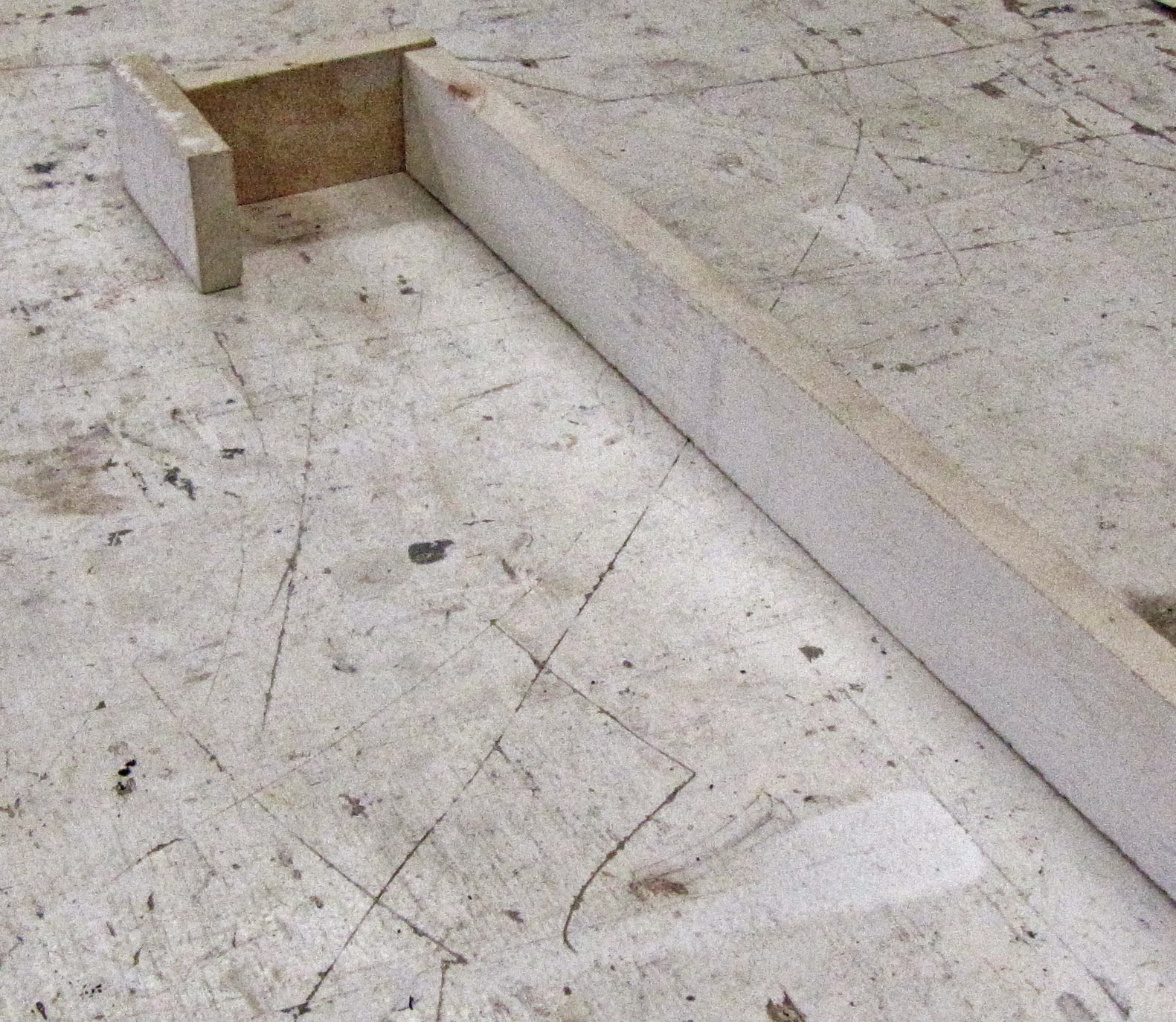 Glass Tips from Verrier: Dams for Melts