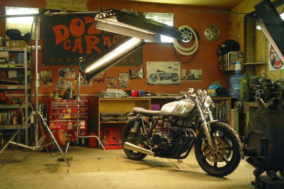 Mercenary Garage : Dozer Garage