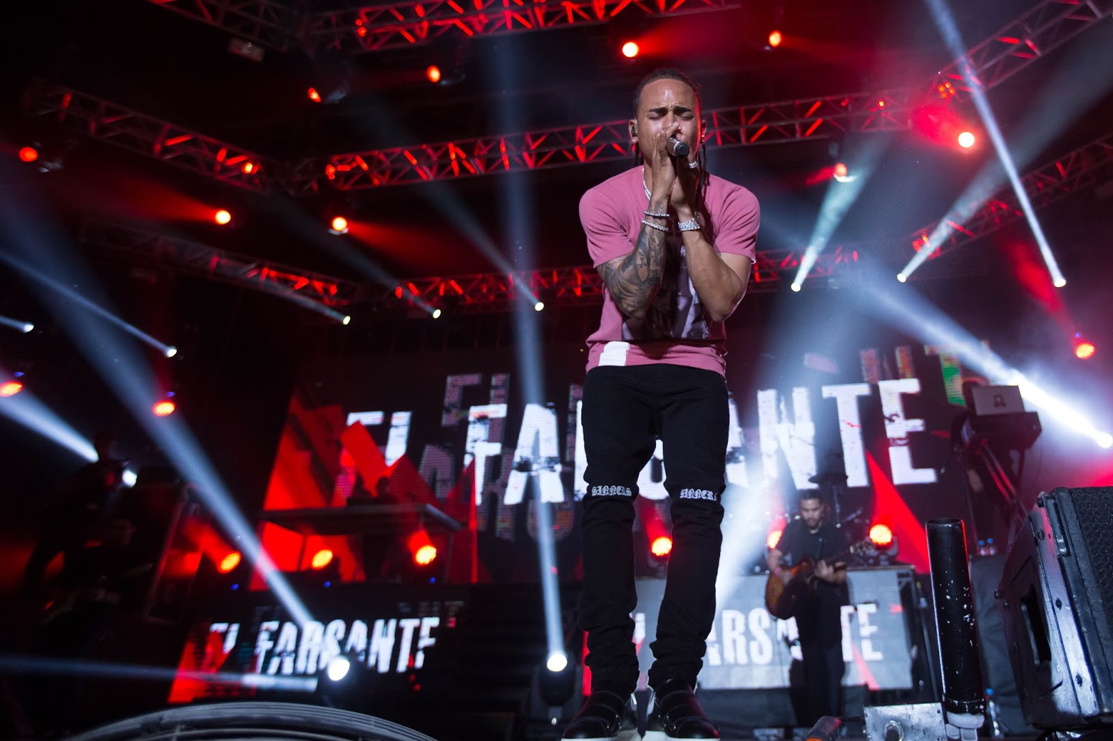 OZUNA llegó al país y arrasó en Córdoba. @Ozuna_Pr @fenix - @FarandulaShow