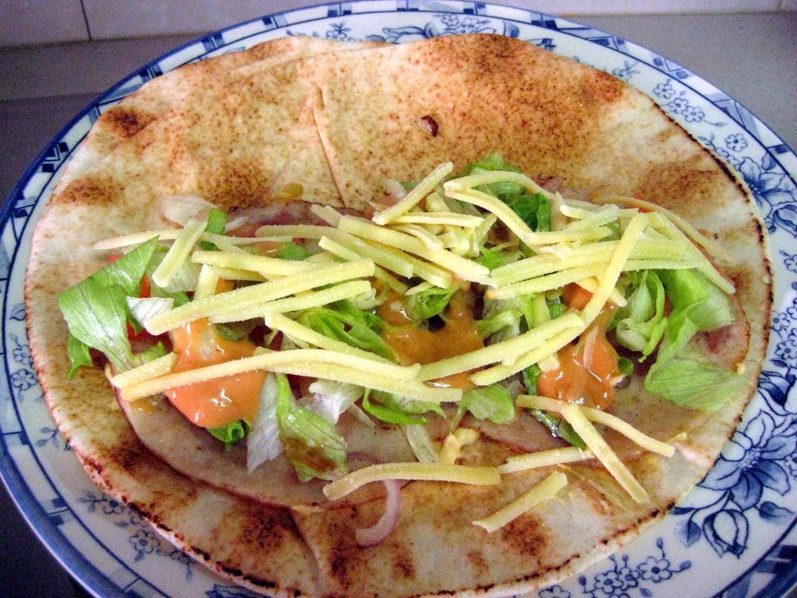 RESEPI NENNIE KHUZAIFAH: Kebab kepingan ayam bologna