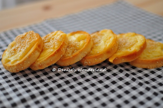 Simple Snack Ideas with Mini Log Bread - Denise's Wonderland