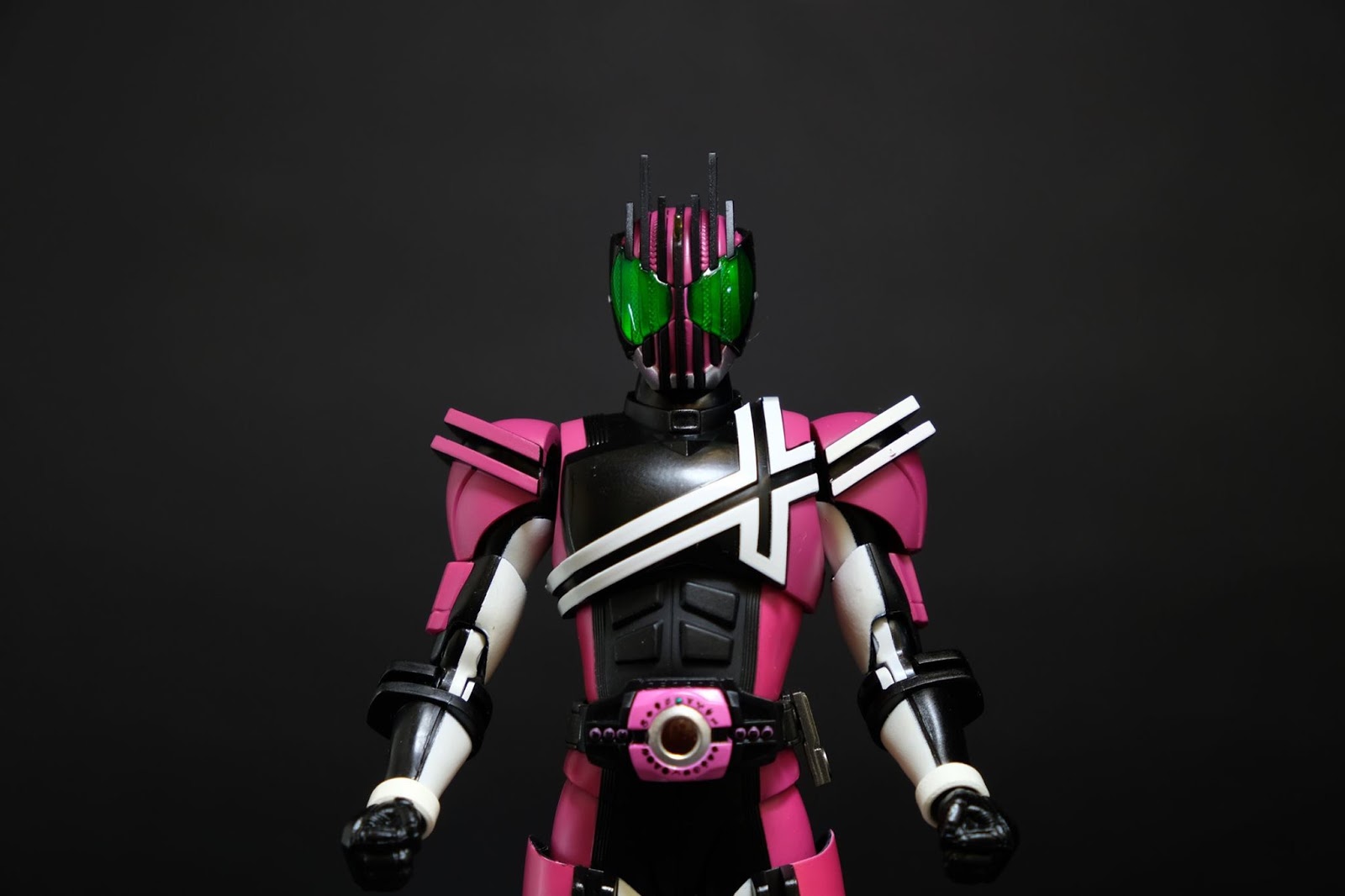 Firestarter's Blog: Toy Review: S.H. Figuarts Kamen Rider Decade Neo ...