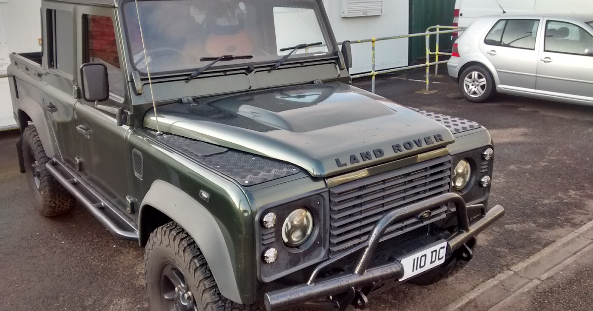 Landrover Defender: LAND ROVER DEFENDER PUMA 110 DOUBLE CAB PICKUP