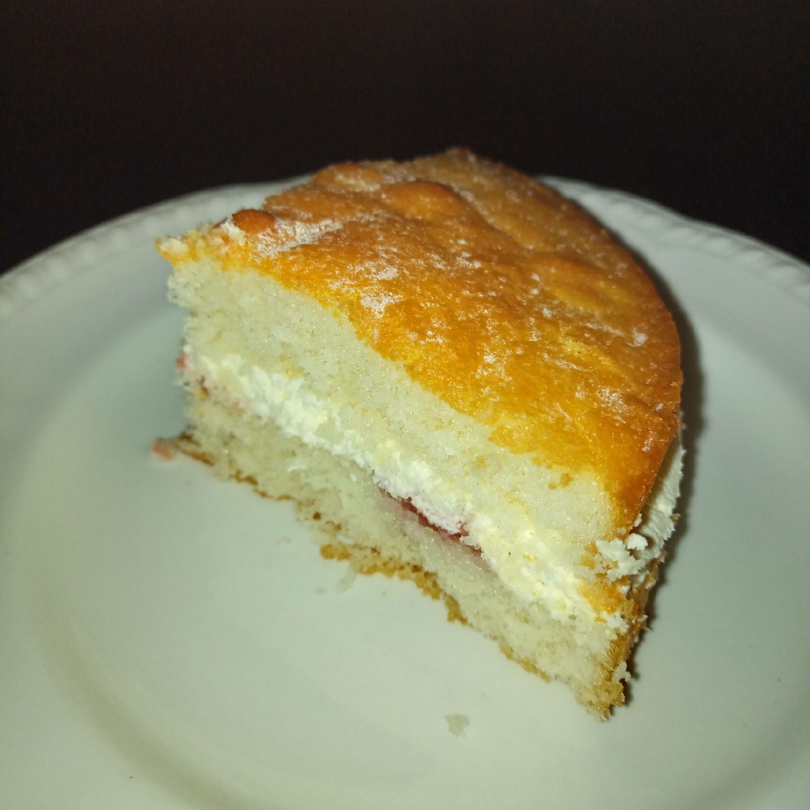 Supersupergirl's Food Reviews: ASDA vanilla cream sponge review