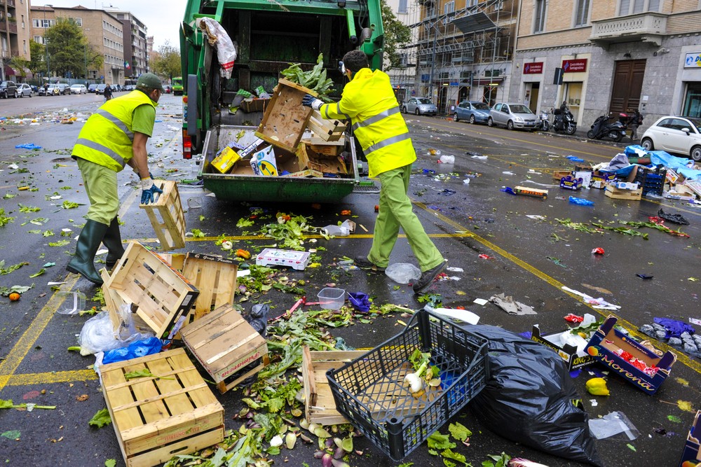 WHAT IS FOOD WASTE what-is-food-waste