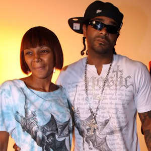 ET6NATION (EpicTeam6): Jim Jones' Mom Airs Out Olivia & Yandy Smith