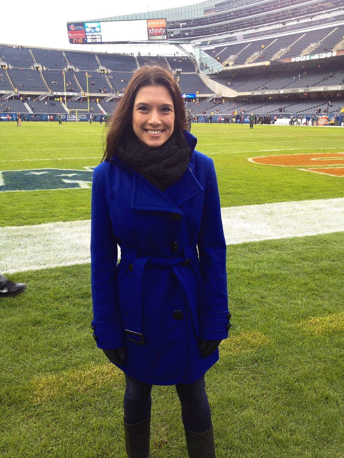 THE APPRECIATION OF BOOTED NEWS WOMEN BLOG : jen lada