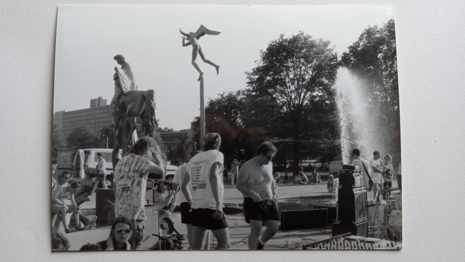 lawrencekansasfriends: Sin City disciples, kc Volker park for amnesty ...