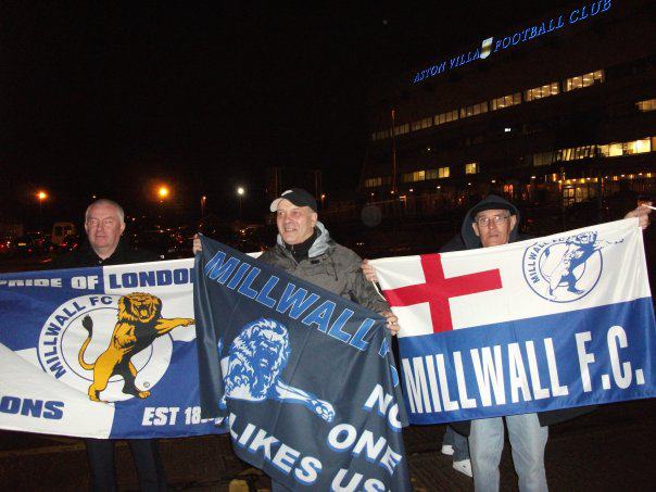 MILLWALL FOOTBALL CLUB: Millwall fans - 10