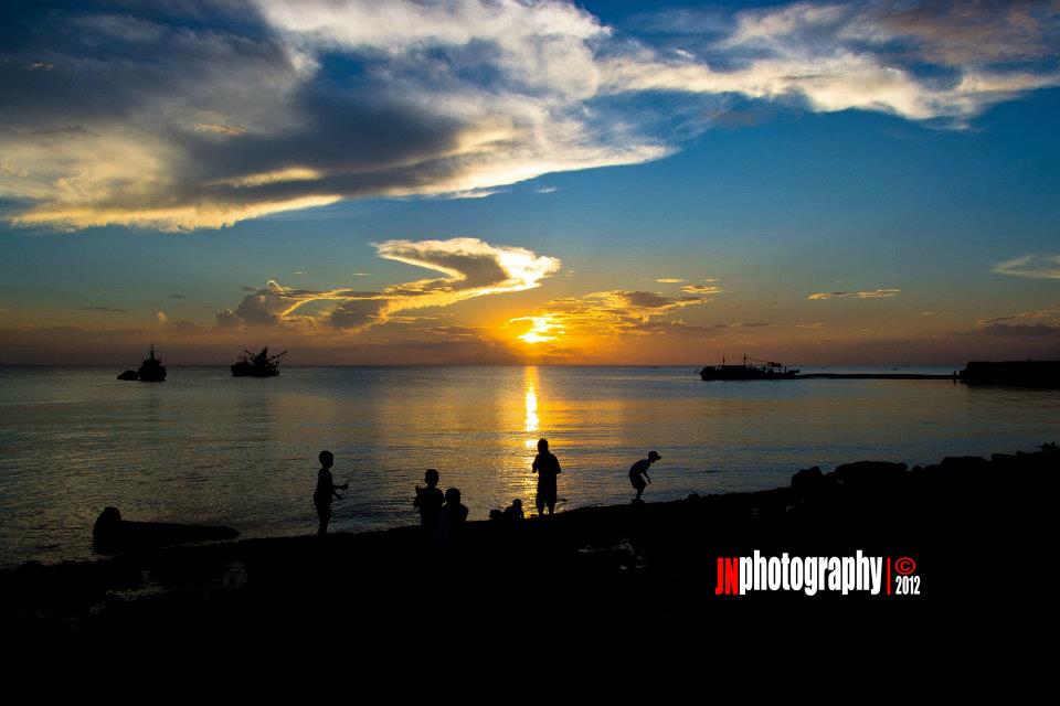 Byahero: Featured Photos | Sunset in Balatan, Camarines Sur