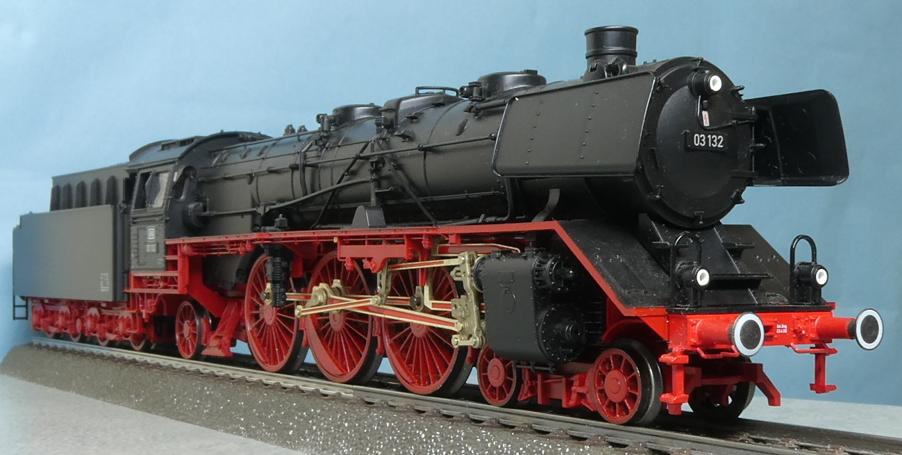 ドイツ連邦鉄道 DB 急行用蒸気機関車 BR 03.0-2 132号機 (Fleischmann 4103)