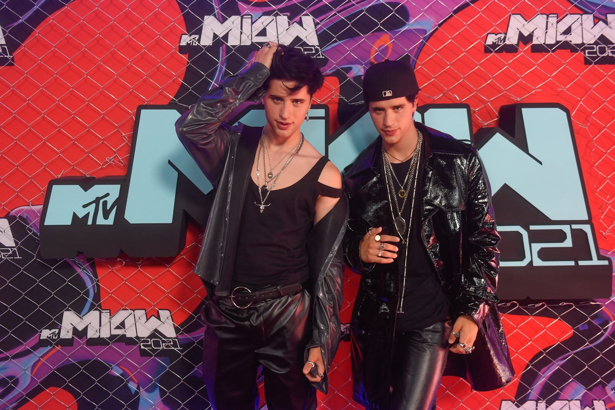 Martinez Twins: Creador Global MTV MIAW 2021 - Noticias de Espectáculos ...