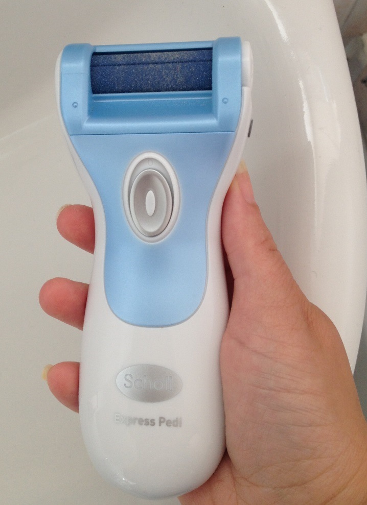 BeautySwot: Scholl Express Pedi Review - Summer Feet