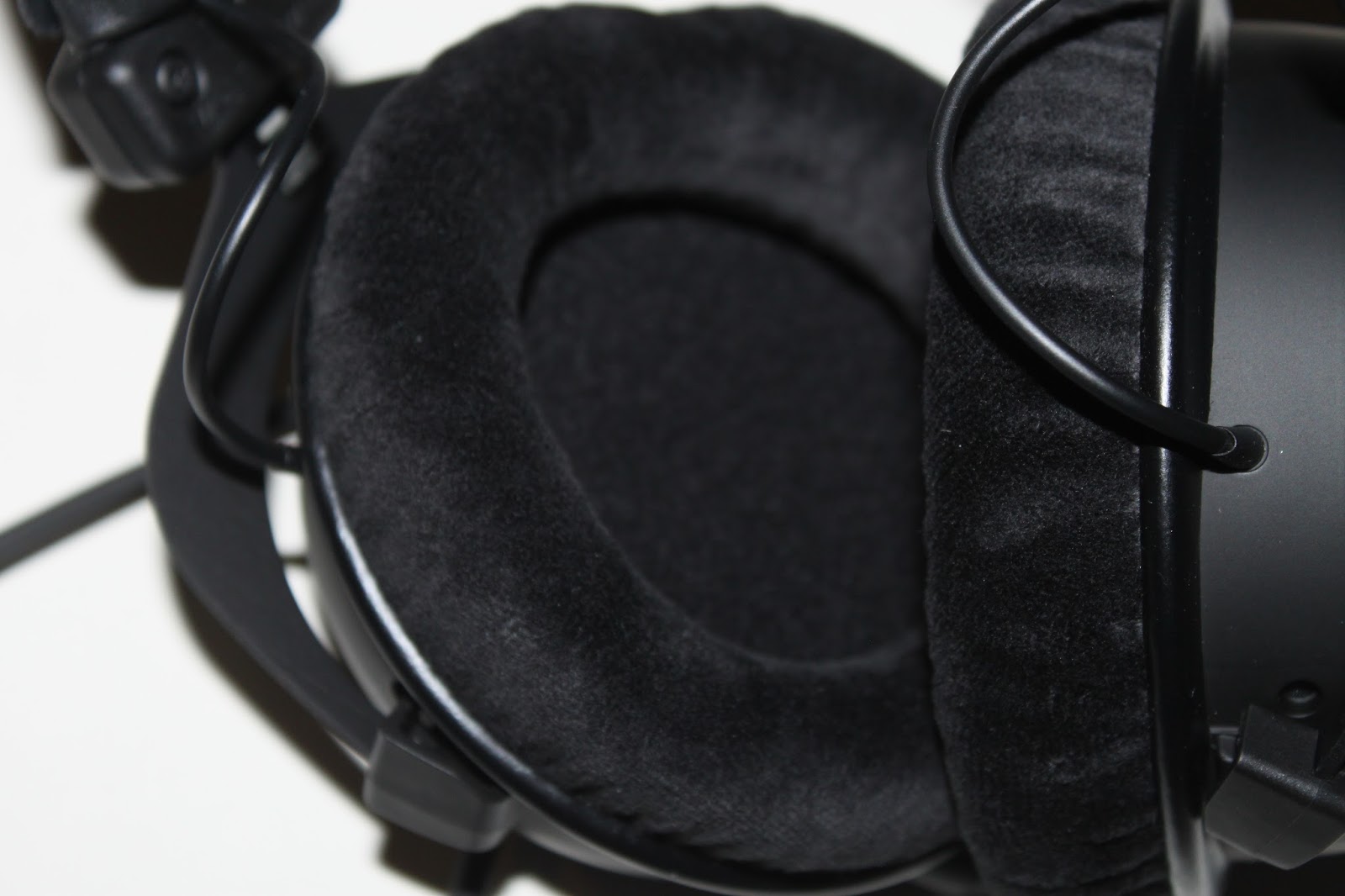 Stereowise Plus: Beyerdynamic MMX300 Gaming Headset Review