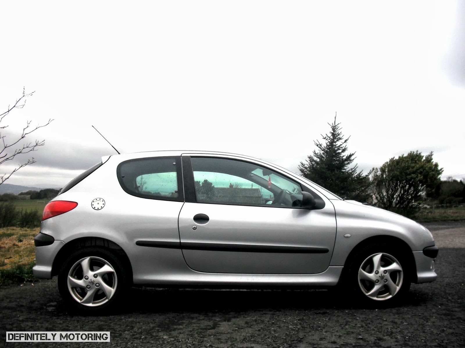 Definitely Motoring: DRIVEN: Peugeot 206