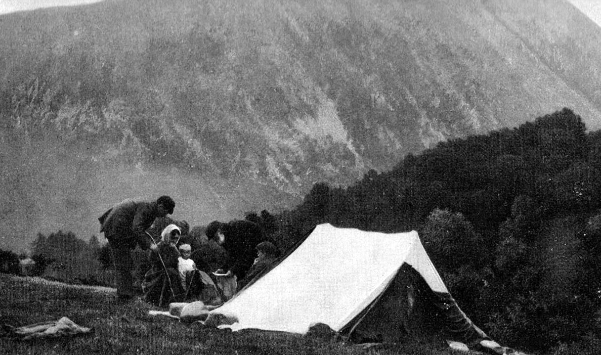 Tour Scotland: Old Photograph Of Gypsies Above Loch Tay In Highland ...