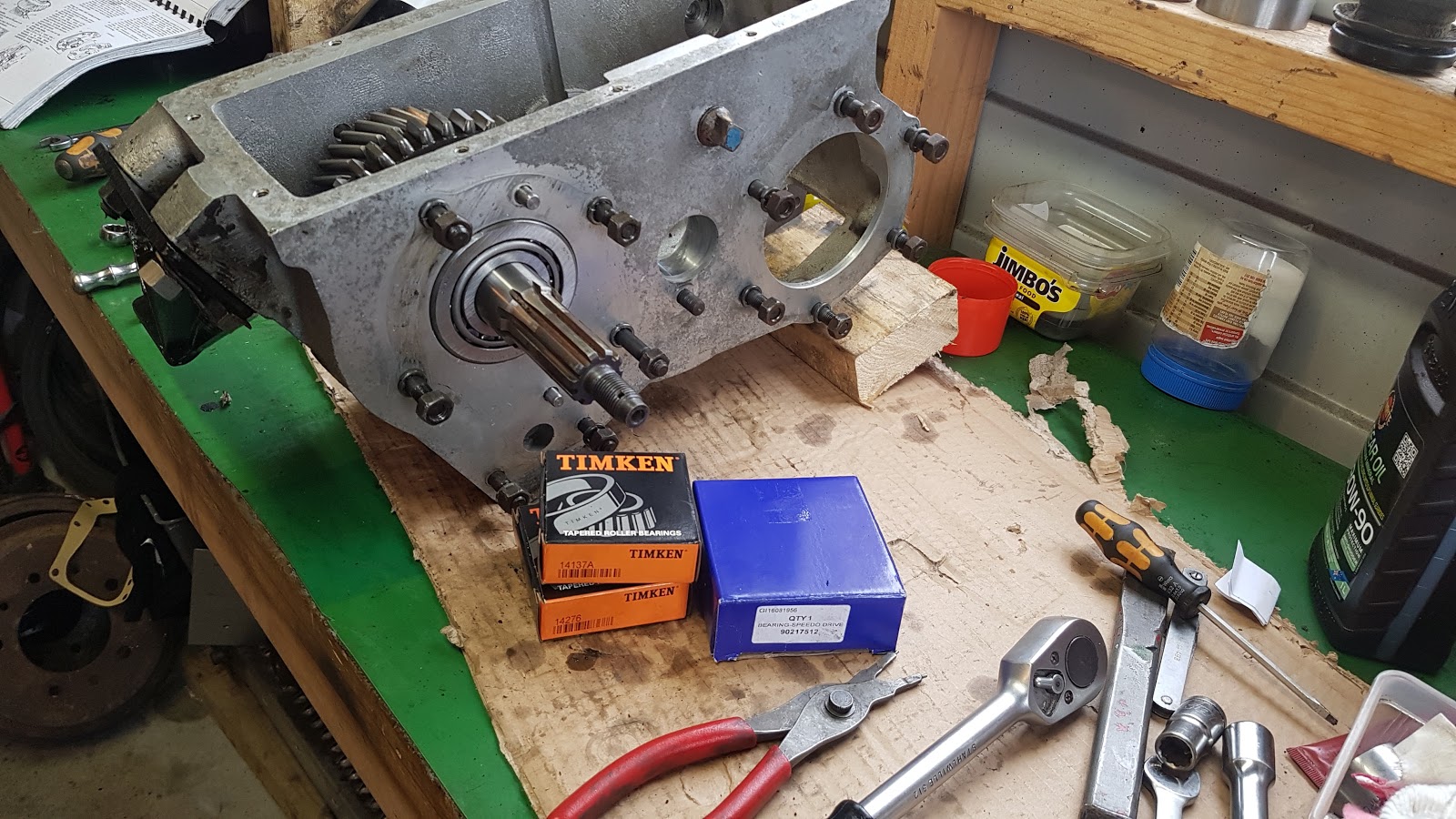 Ben's Series 3 88" Land-Rover Project: LT76 Gearbox Rebuilt