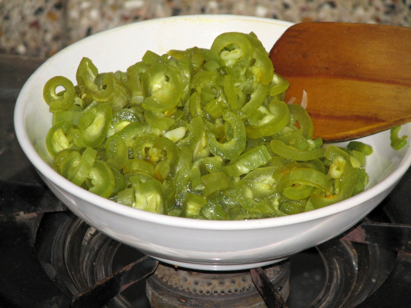Food!: চিচিন্গায়ের তরকারী (Chichingay-er Torkari) or Snake Gourd Curry