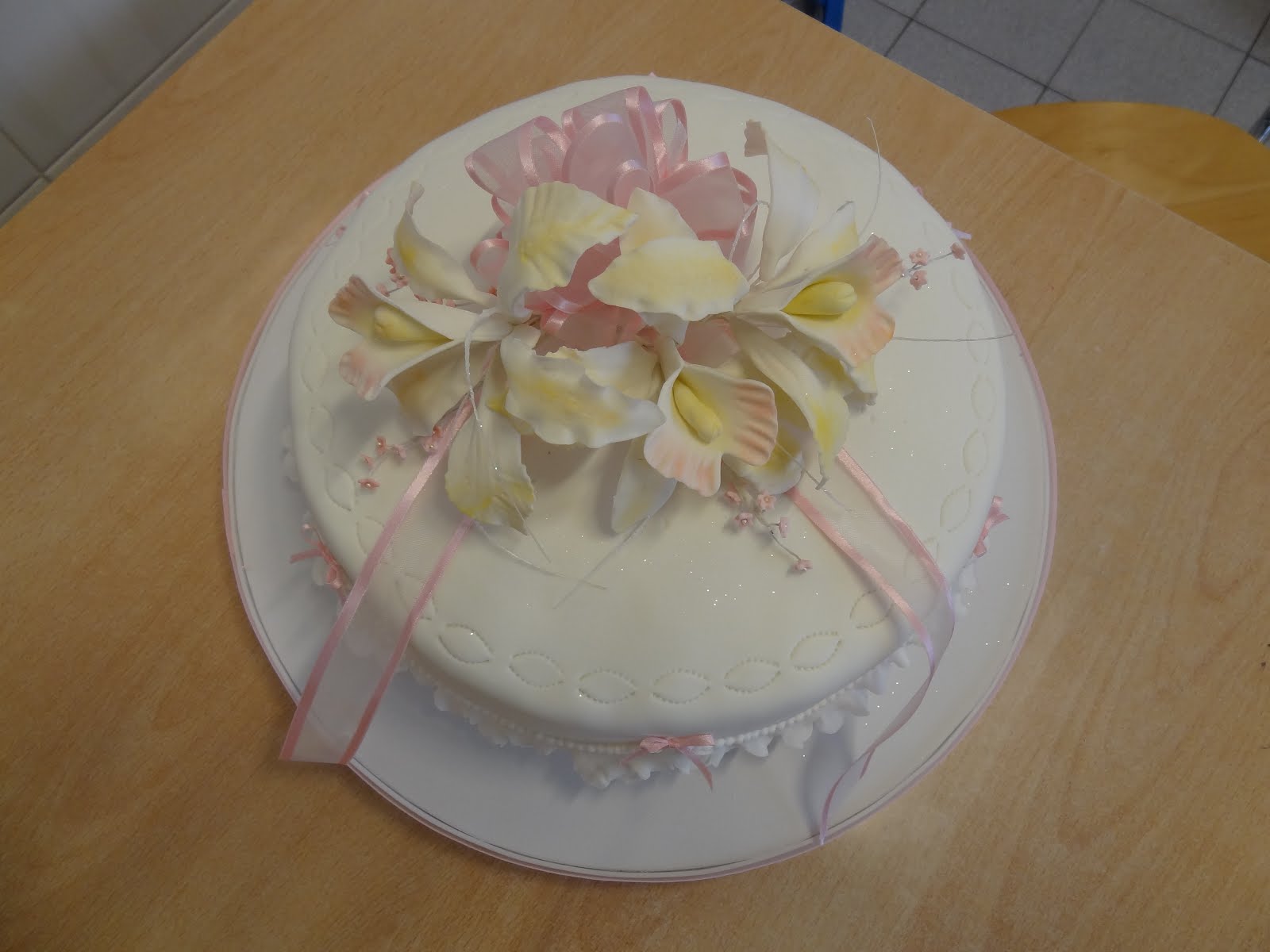 QUIERO ALGO DULCE!: TORTA RAMO ORQUIDEAS