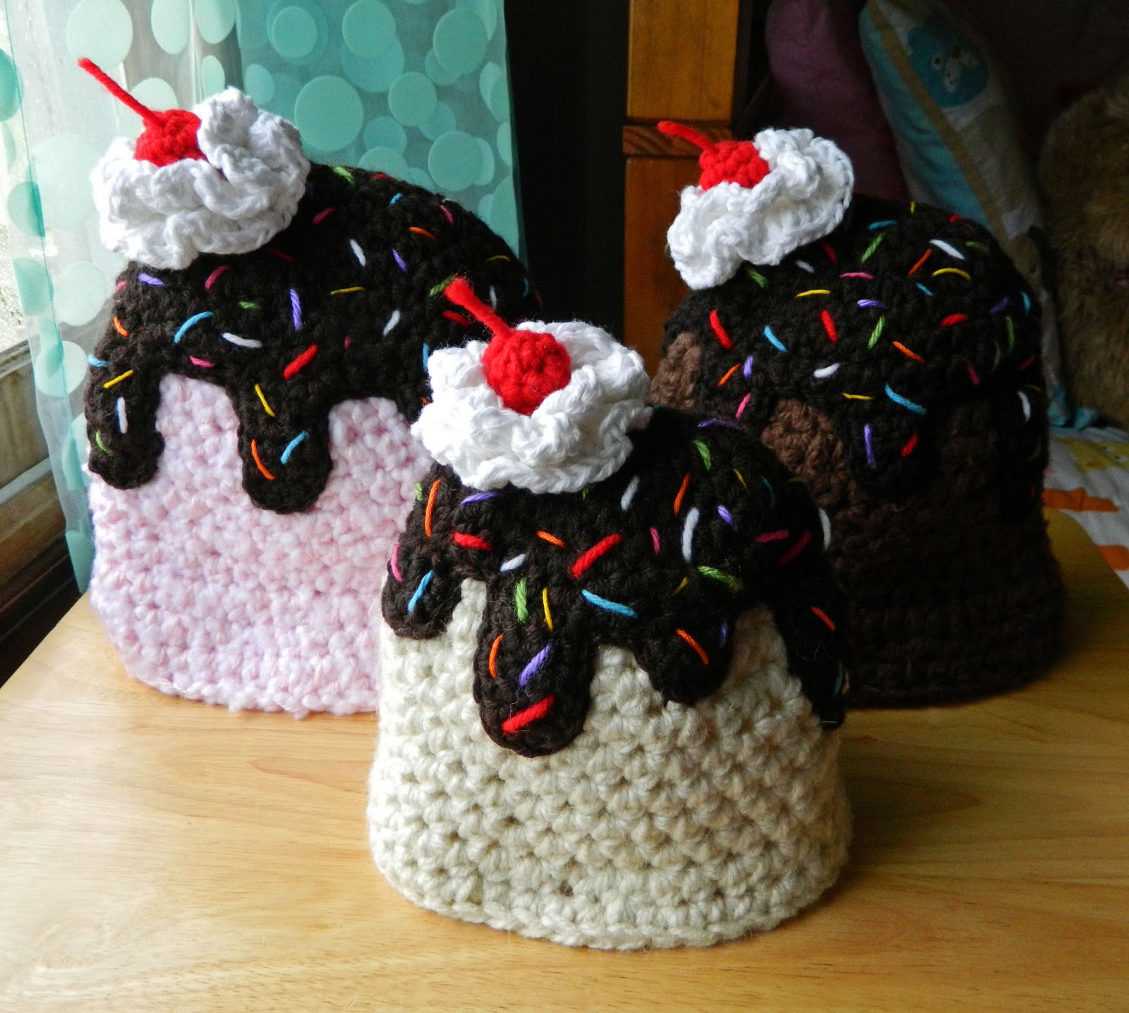 crochet d lane: Crocheting Along...and a Giveaway!