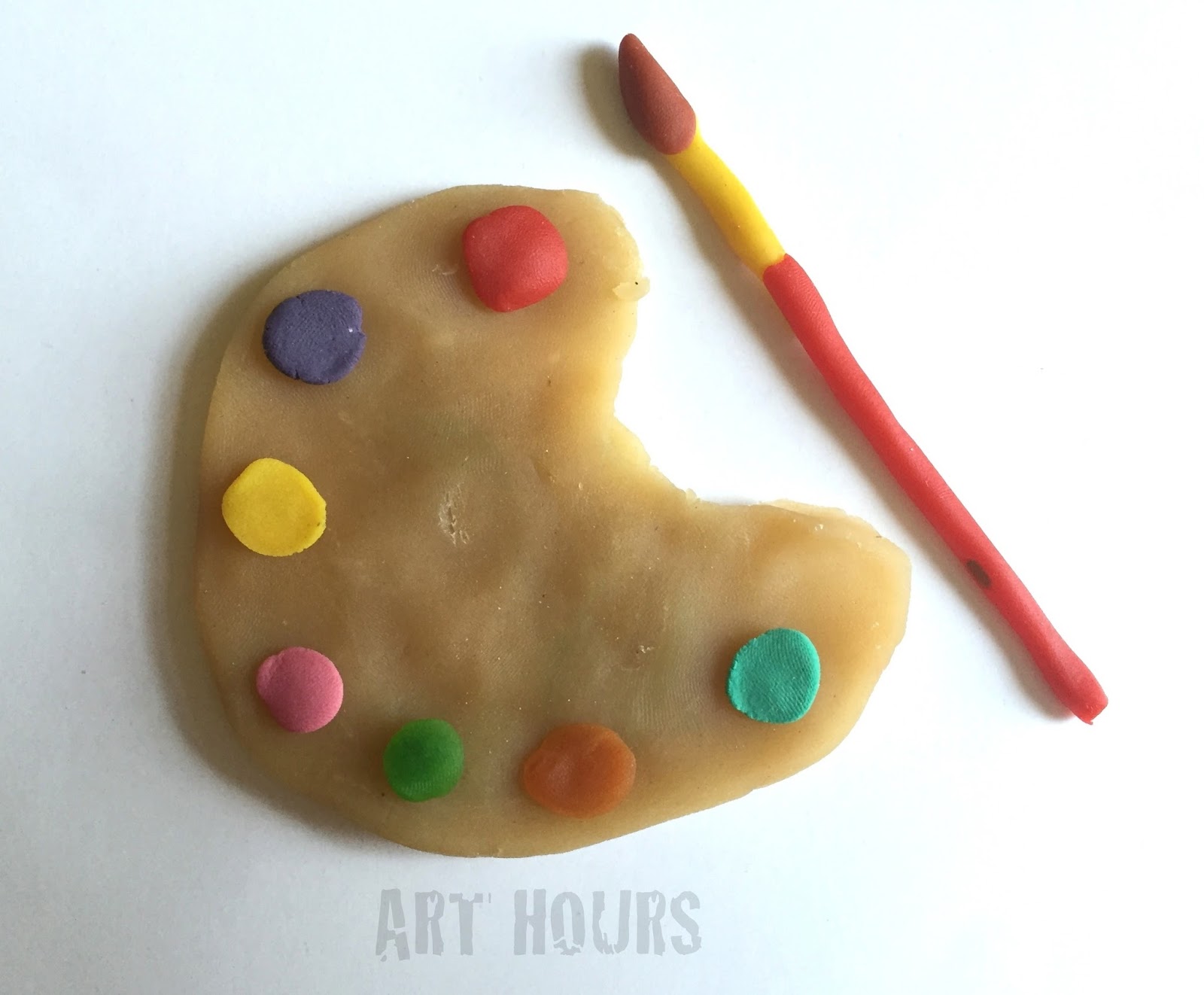 ArchGuide: Clay Modeling Work at Art Hours