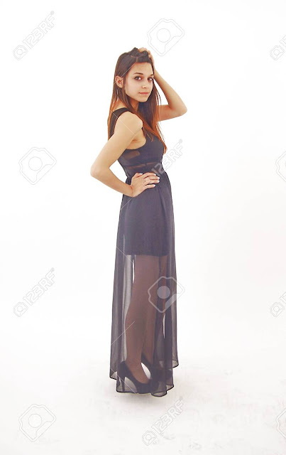 Stefano Sansavini photographer: Figura intera di giovane modella con ...