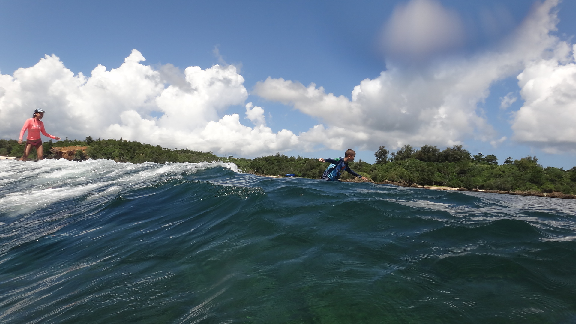 Happy Surfing Okinawa