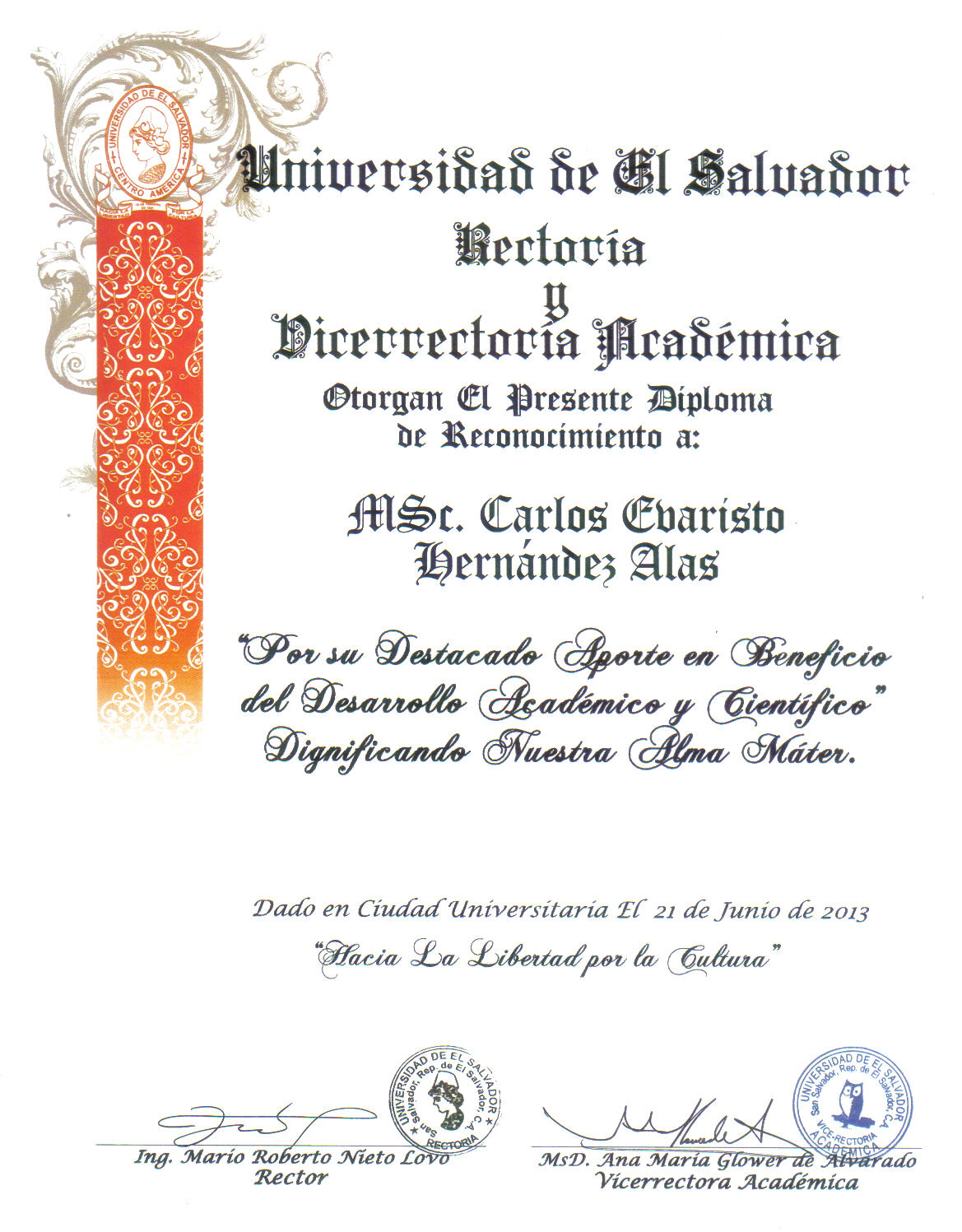 Sociología de la Universidad de El Salvador: Entrega de Diploma de ...