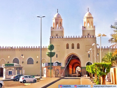 Masjidinfo: Masjid Miqot Bir Ali, Madinah