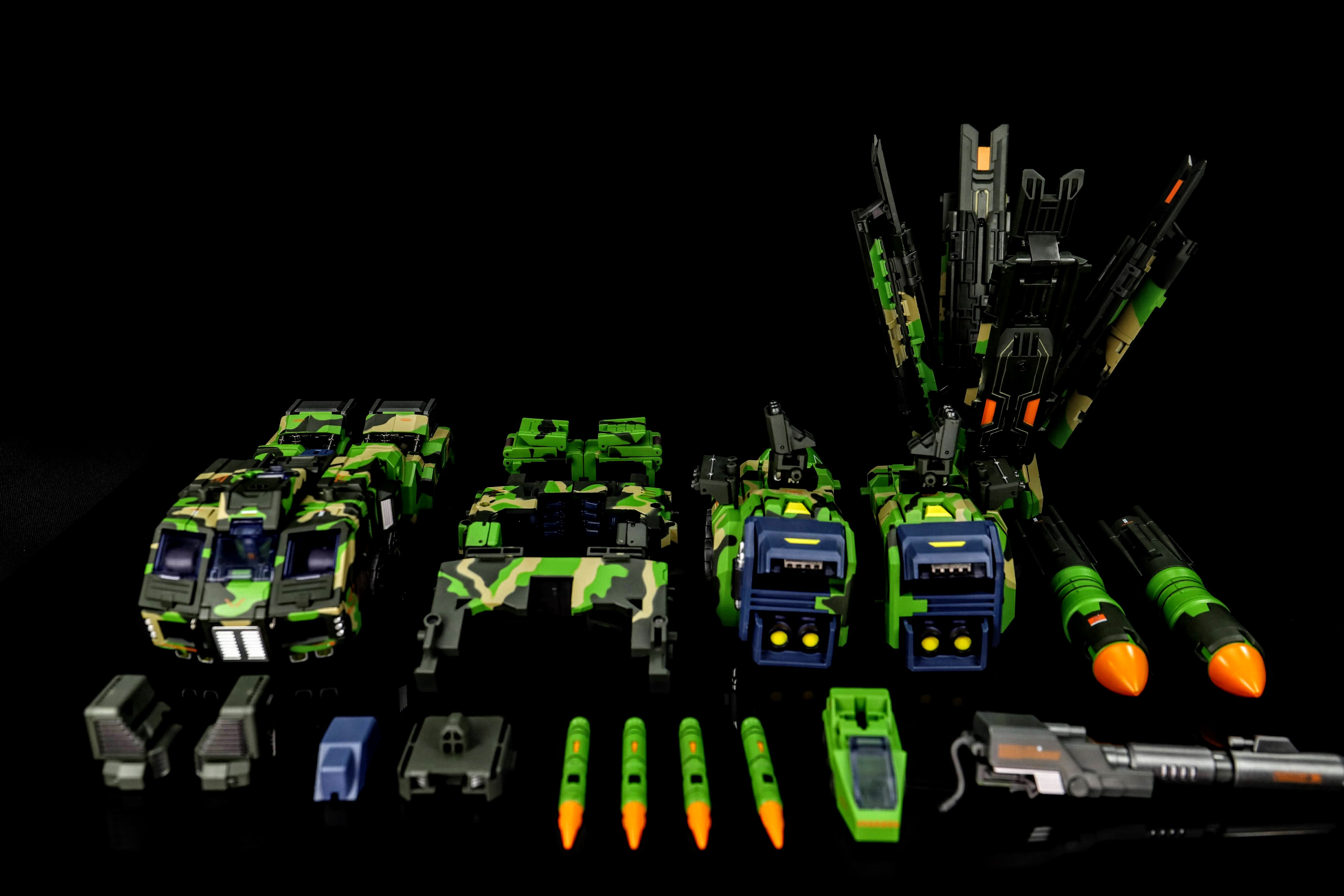 [Transformers] TFC STC-01NB ST COMMANDER Rolling Thunder Optimus Prime ...