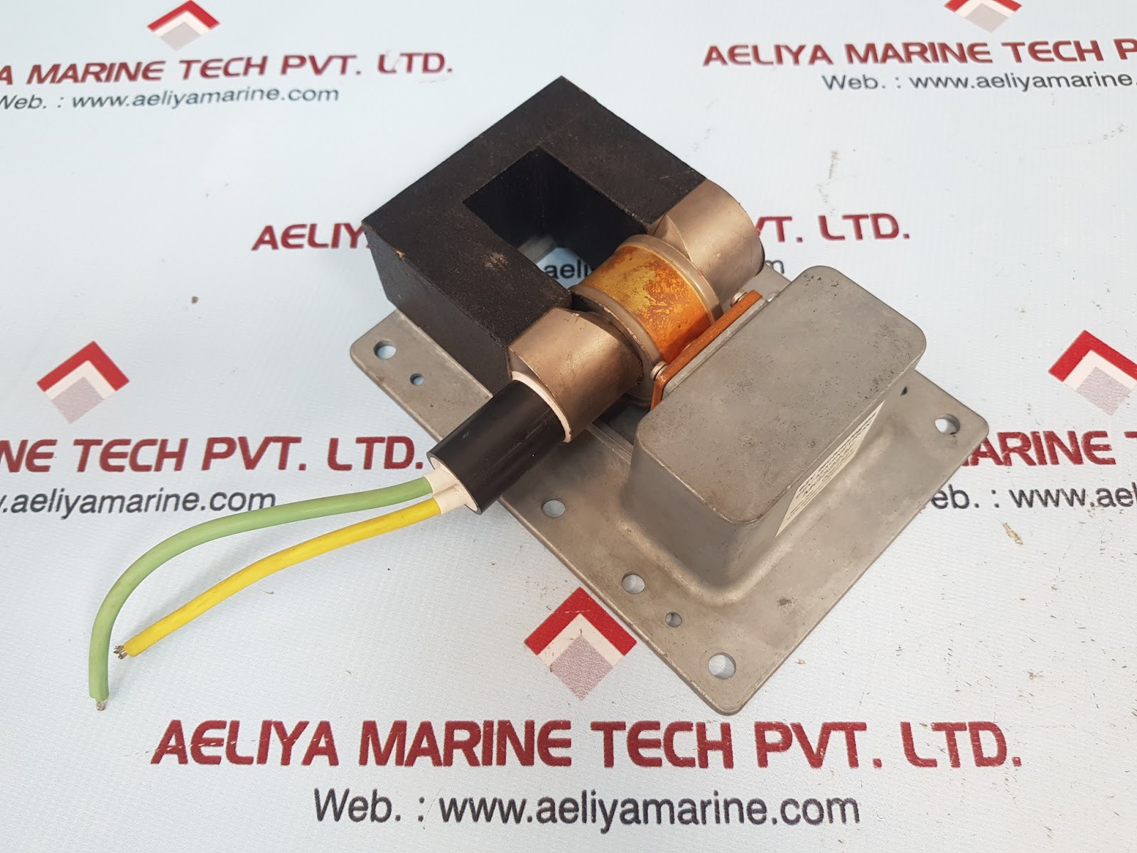 EEV S-BAND FIXED FREQUENCY PULSE MAGNETRON MG5223F - Aeliya Marine