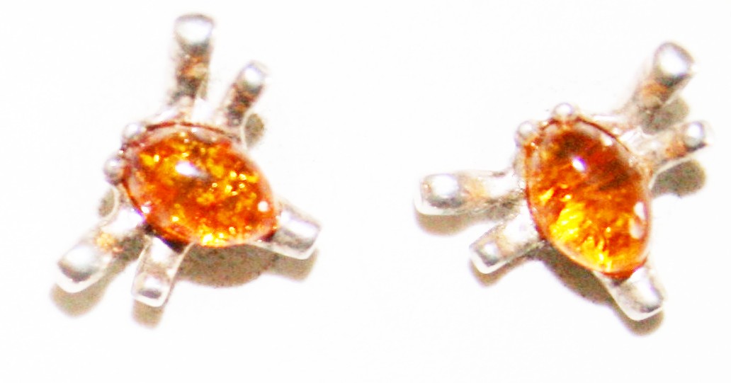 Ámbar del Báltico: Animales de ámbar y plata de ley.