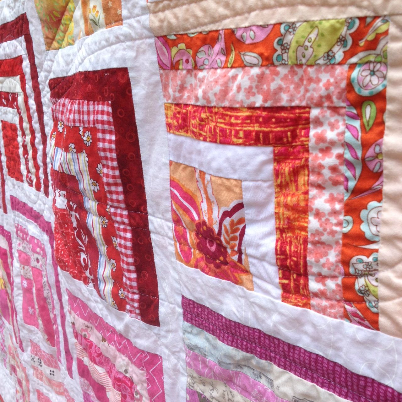 Studio Dragonfly: Quarter Log Cabin Quilt Finish