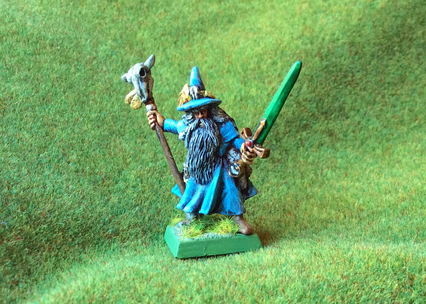 Mezmaron's Lair: Classic Warhammer Fantasy Miniatures: Grey Wizard