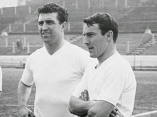 Football Yesterday & Today: Bobby Smith & Jimmy Greaves - Detailed ...