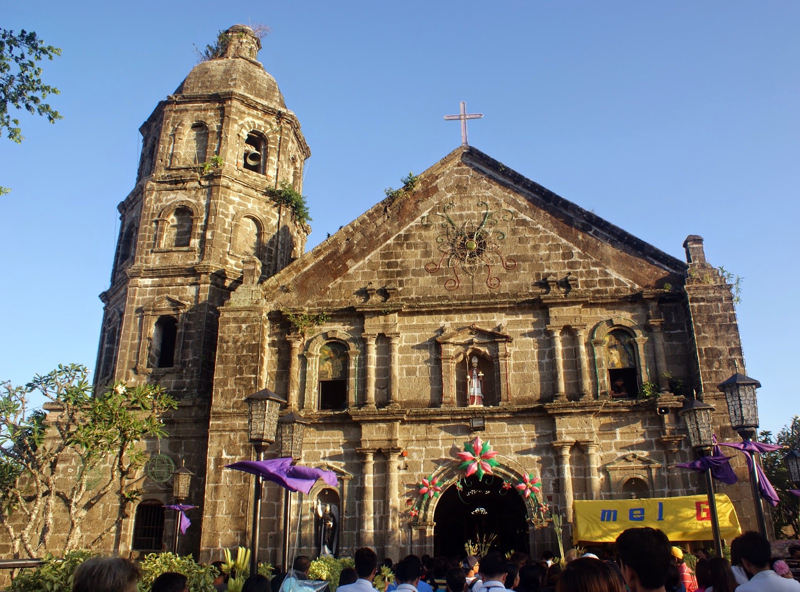 Jekoy Express: The 14 Churches Of Laguna