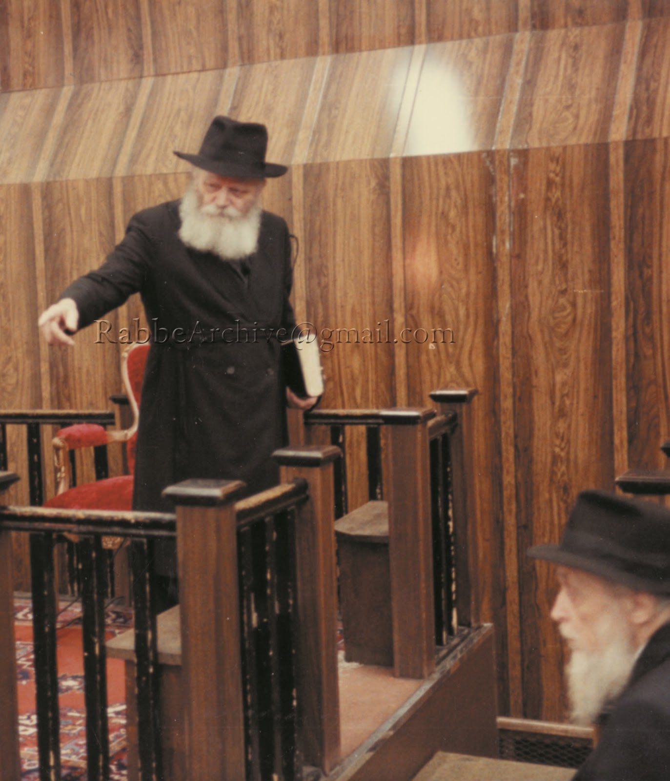 The Rebbe: A Student from Paris Meets the Rebbe