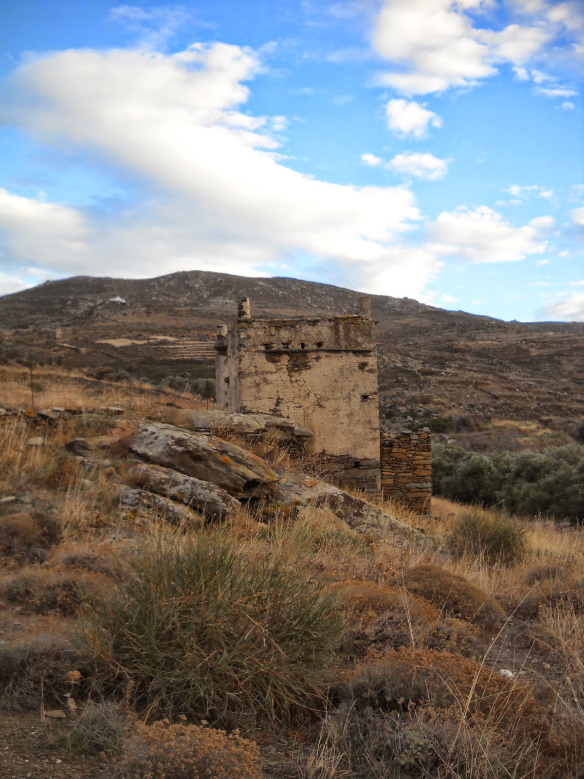 TINOS on the run: Οκτωβρίου 2014