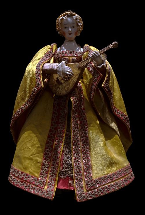 Tudorosities: The Lute Player Lady Automaton
