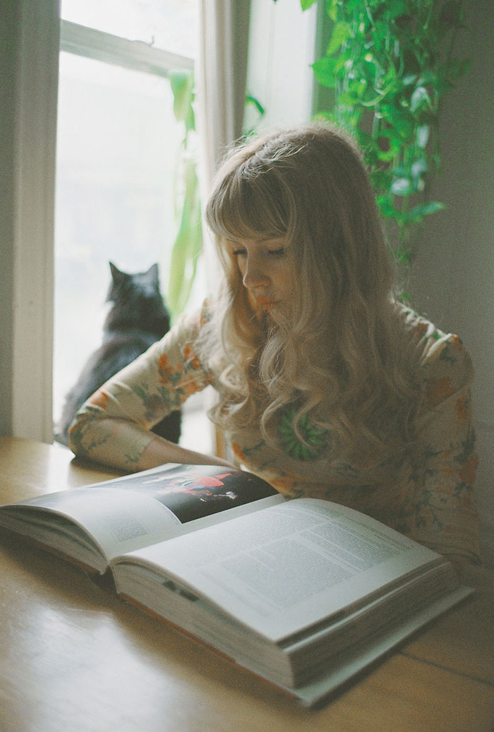 Hannah Kristina Metz: tea with Bobo